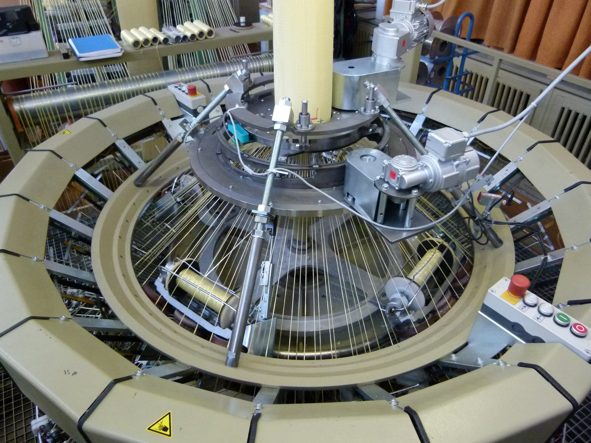 Techn. Web- und Maschenwaren: Anlagentechnik- Sächsisches ...